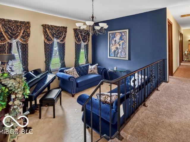 2301 Ivy Drive