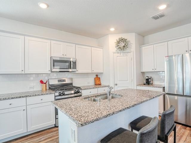 2301 Pyrite Dr, Little Elm, TX 76227