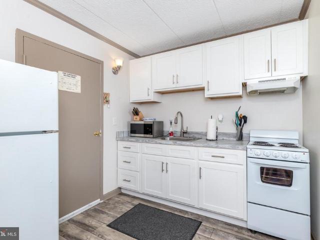 2301 Philadelphia Avenue # 210