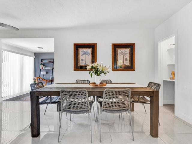 2301 Ridgeway Ave, West Palm Beach, FL 33401 | MLS #B26017