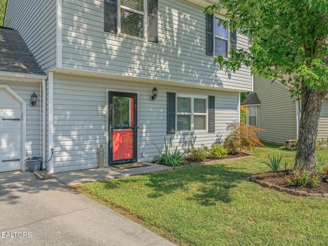 2301 Robinson Ridge Court