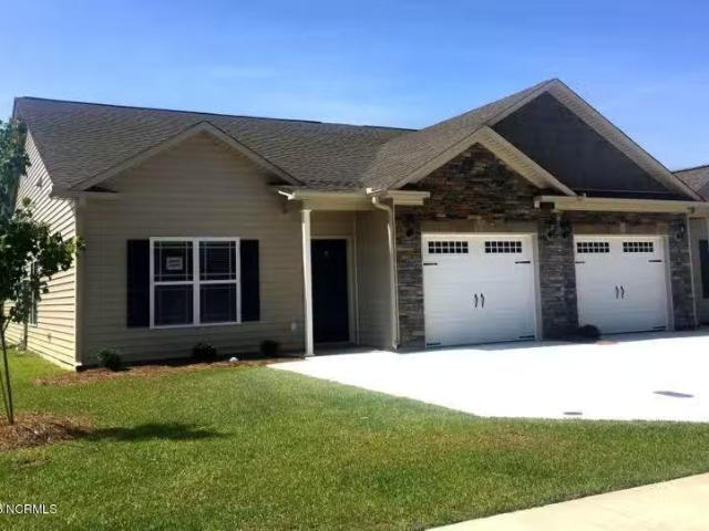 2301 Sweet Bay Drive. Unit B, Greenville, NC 27834 MLS #10050.