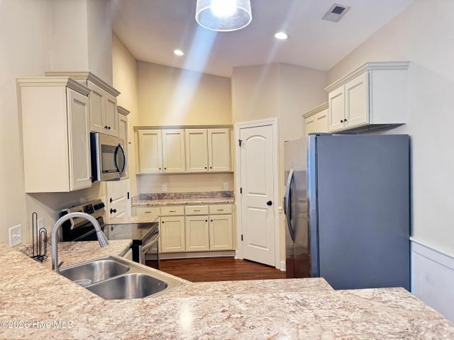 2301 Sweet Bay Drive # B
