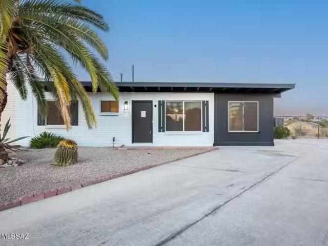 2301 S Saddleback Ave, Tucson, AZ 85710 MLS 22429734
