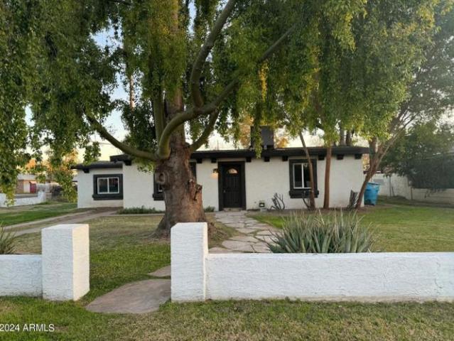 2301 W Montebello Ave, Phoenix, AZ 85015