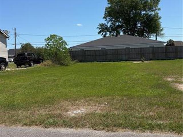 2301 Walkers Ln, Meraux, LA 70075 | MLS #2554 | Compass