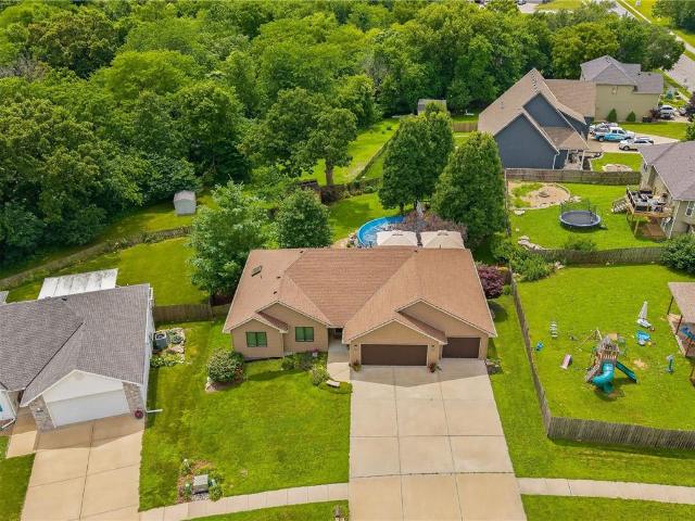 2301 Woodland Circle