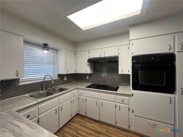 2301 Zinnia Court