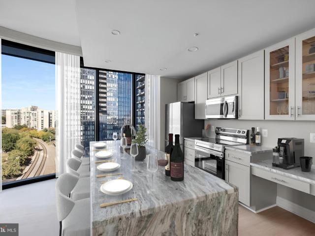 2301 61 John F Kennedy Blvd, Unit 1213, Philadelphia, PA 19103 | MLS #PAPH2596 | Compass