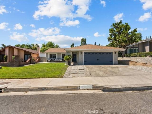 23026 Posada Dr, Valencia, CA 91354