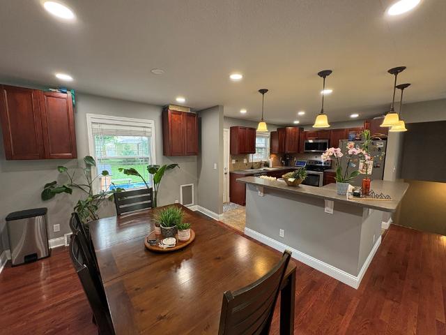 2302 Oak Lane