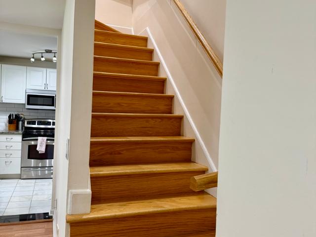 2302 algonquin road # 9