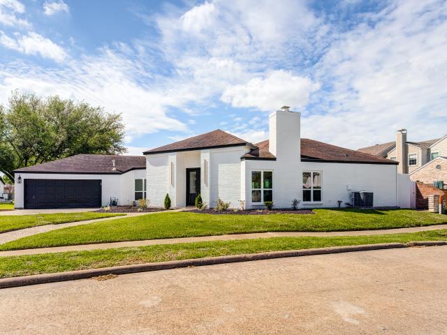 2302 Ashford Hollow Ln, Houston, TX 77077 | MLS #60358