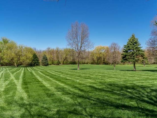 2302 Cairnwell Drive