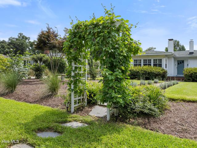 2302 Camellia Drive
