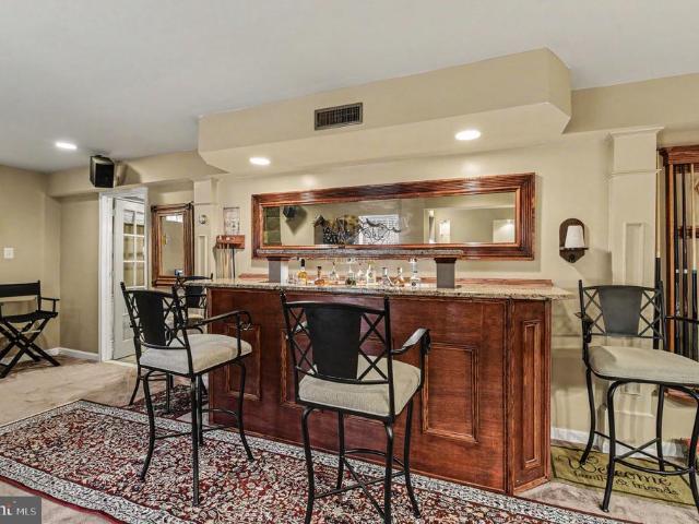 2302 Faculty Court