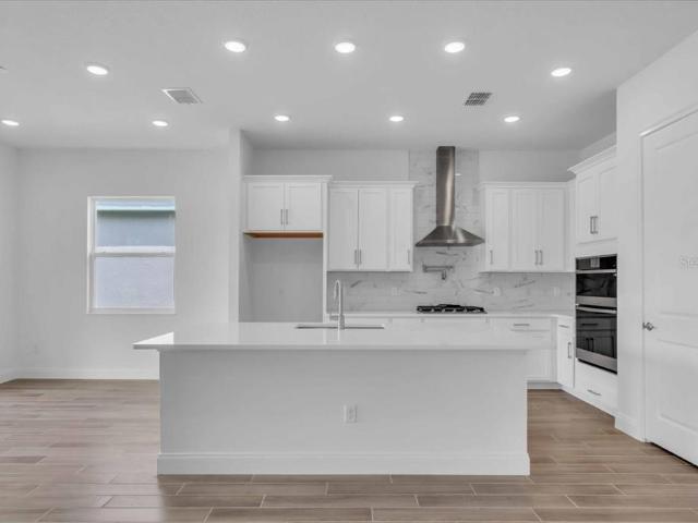 2302 Lone Tree Bnd, Zephyrhills, FL 33541 | MLS #O6338