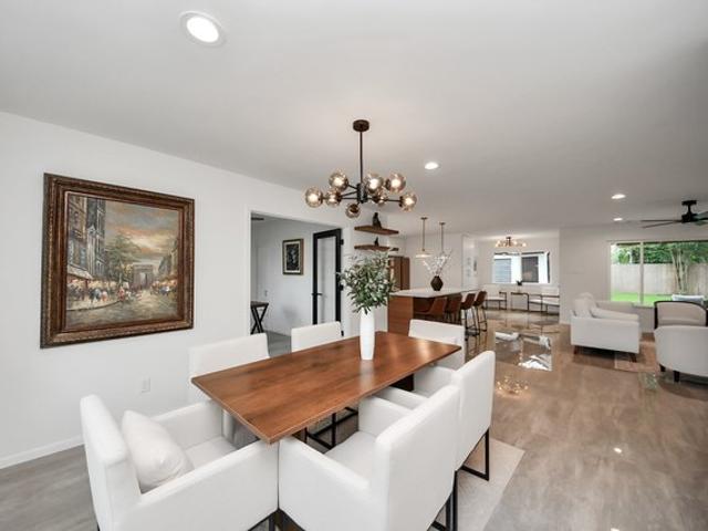 2302 Parana Dr, Houston, TX 77080