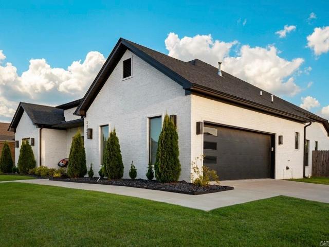 2302 Pleasant Cove