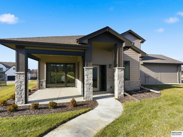 2302 S 176th Ct, Omaha, NE 68130