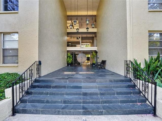 2302 S Manhattan Ave Apt 214, Tampa, FL 33629