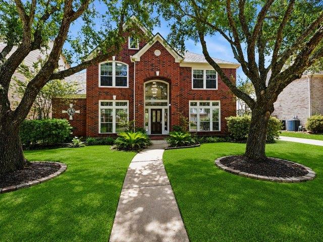 2302 Upland Park Dr, Sugar Land, TX 77479