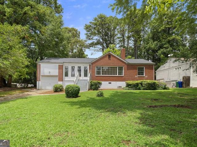 2302 Wineleas Rd, Decatur, GA 30033
