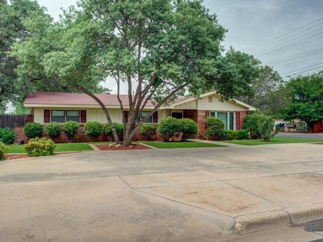 2302 55th St, Lubbock, TX 79412
