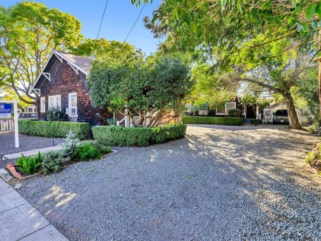 2303 Main St, Napa, CA 94558