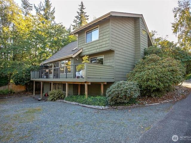 2303 Birch St, Bellingham, WA 98229