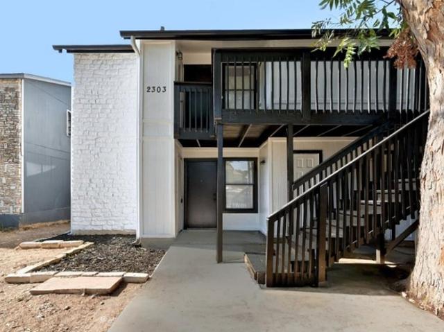2303 Cedrick Cv Apt D, Austin, TX 78748