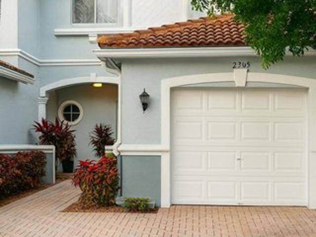 2303 Center Stone Ln, Riviera Beach, FL 33404