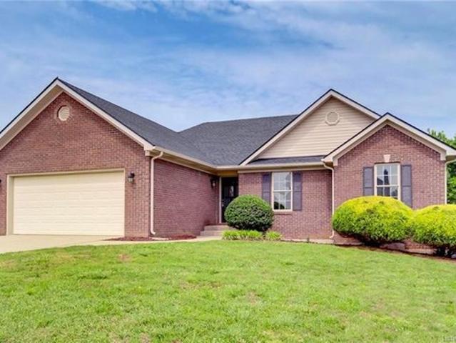 2303 Cricklecreek Ln, Utica, IN 47130