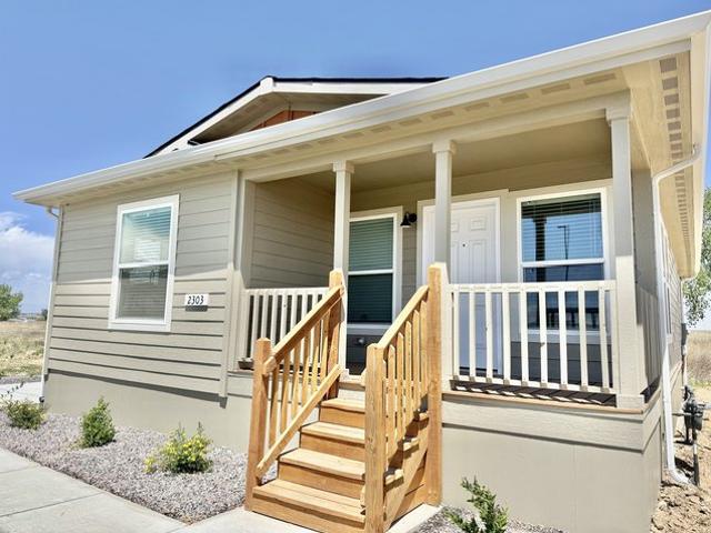 2303 Diamondback Dr, Fort Lupton, CO 80621