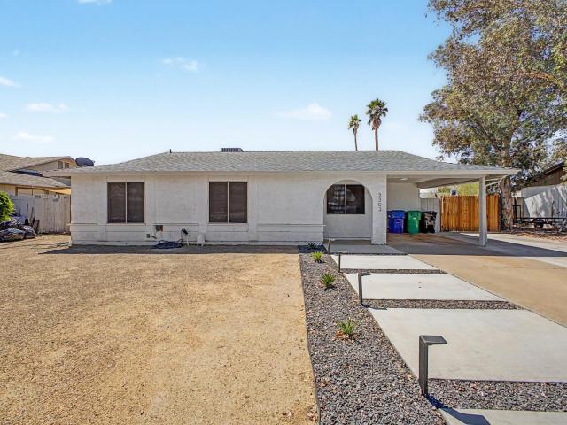 2303 E Inverness Ave, Mesa, AZ 85204 | MLS #7011 | Compass