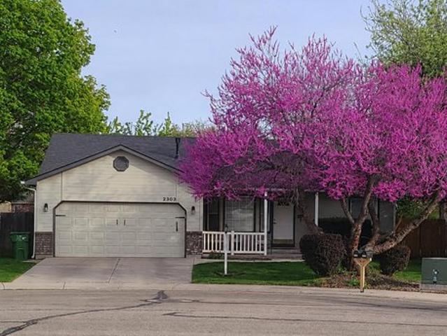 2303 E Oakcrest Dr, Meridian, ID 83646
