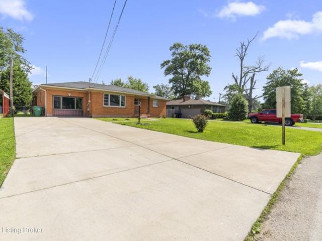 2303 Ecton Ln, Louisville, KY 40216