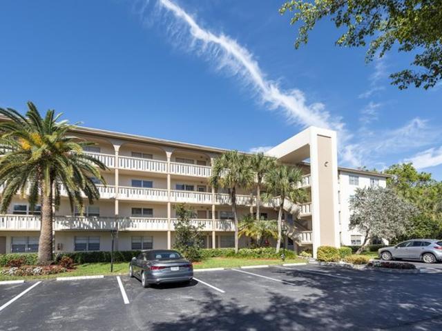 2303 Lucaya Ln Apt N3, Coconut Creek, FL 33066