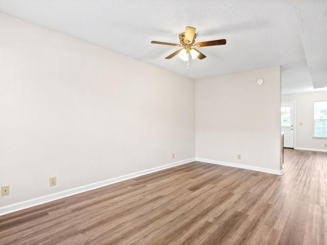 2303 Raleigh Ct # 5