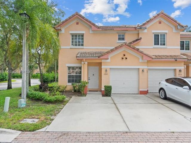 2303 SW 87th Ter, Miramar, FL 33025
