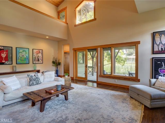 2303 Sanderling Court