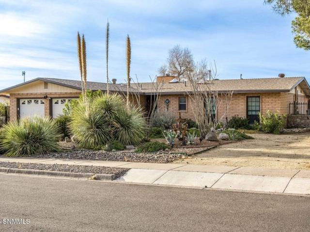 2303 Uranus Ave, Las Cruces, NM 88012