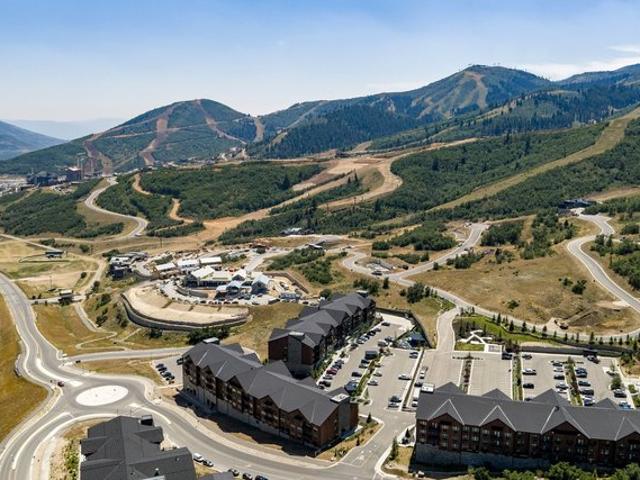 2303 W Deer Hollow Rd Unit 2110, Park City, UT 84060