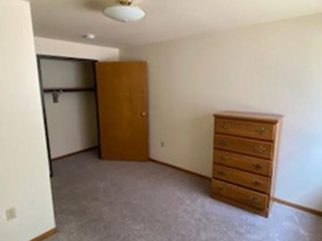 230 3 Bedroom Apartment for Rent at 230 W Lakelawn Pl, Madison, WI 53703