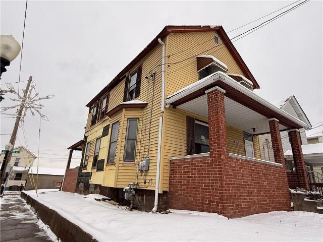 230 13th St, Ellwood City, PA 16117 | MLS #1733