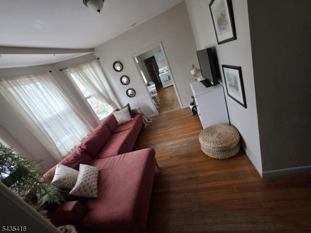 230 17Th Ave