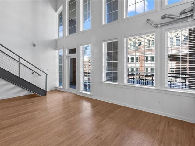 230 18th Street B2