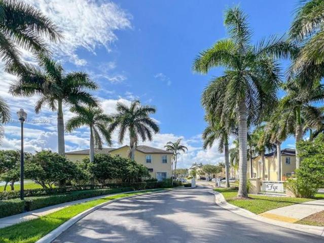230 29th Ave SE #21, Homestead, FL 33033