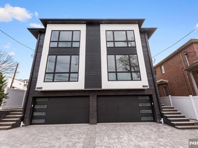 230 8th St Unit B, Palisades Park, NJ 07650