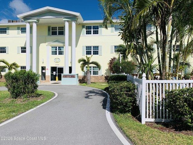 230 Columbia Dr Apt 201, Cape Canaveral, FL 32920